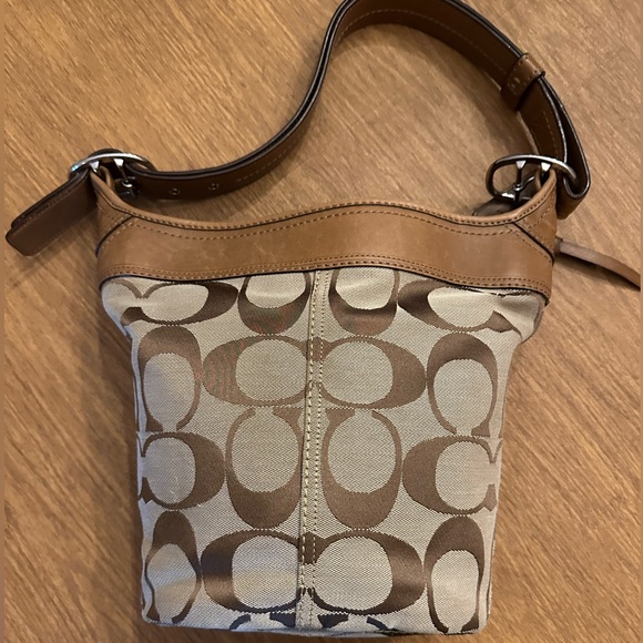 Coach | Bags | Authentic Coach Shoulder Bag Serial Number D960f3358 ...